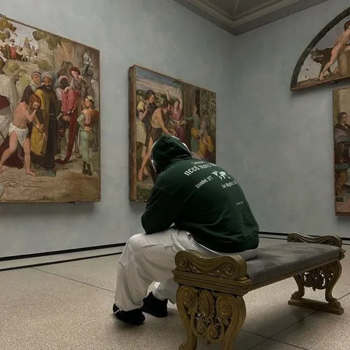 Onrain || SchoolRP's In Character Social Media Platform