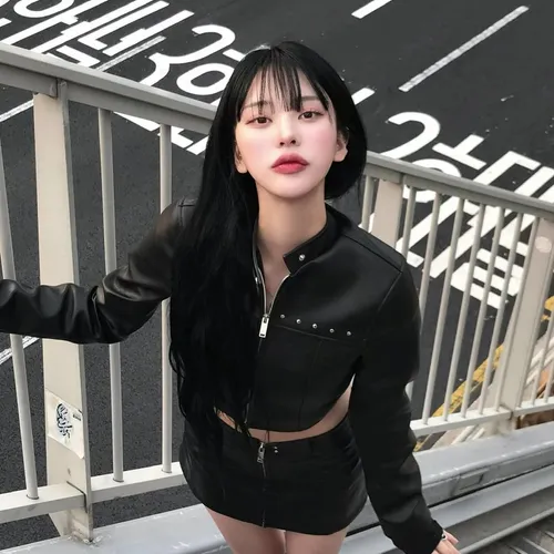 Onrain || SchoolRP's In Character Social Media Platform